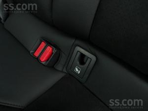 Белый Тойота C-HR 2022 в Рига, объемом двигателя 1.80 л и пробегом 39 тыс. км за 22990 €, фото 33 на AUTOMOTO.COM.LV