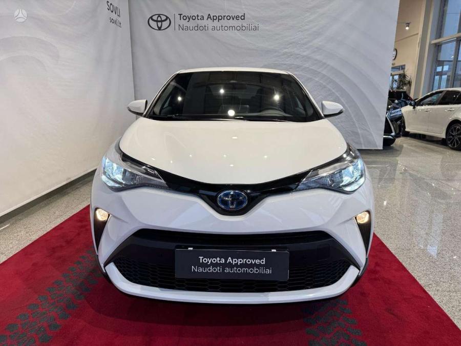 Balts Toyota C-HR 2023 Šauļi, ar dzinēja tilpumu 1.80 L un nobraukumu 21 tūkst. km par 23900 €, foto 3 vietnē AUTOMOTO.COM.LV