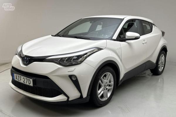 White Toyota C-HR 2023 in Kaunas, with an engine capacity of 0.00 L and mileage of 76 thousand km for 26049 €, photo 1 on AUTOMOTO.COM.LV