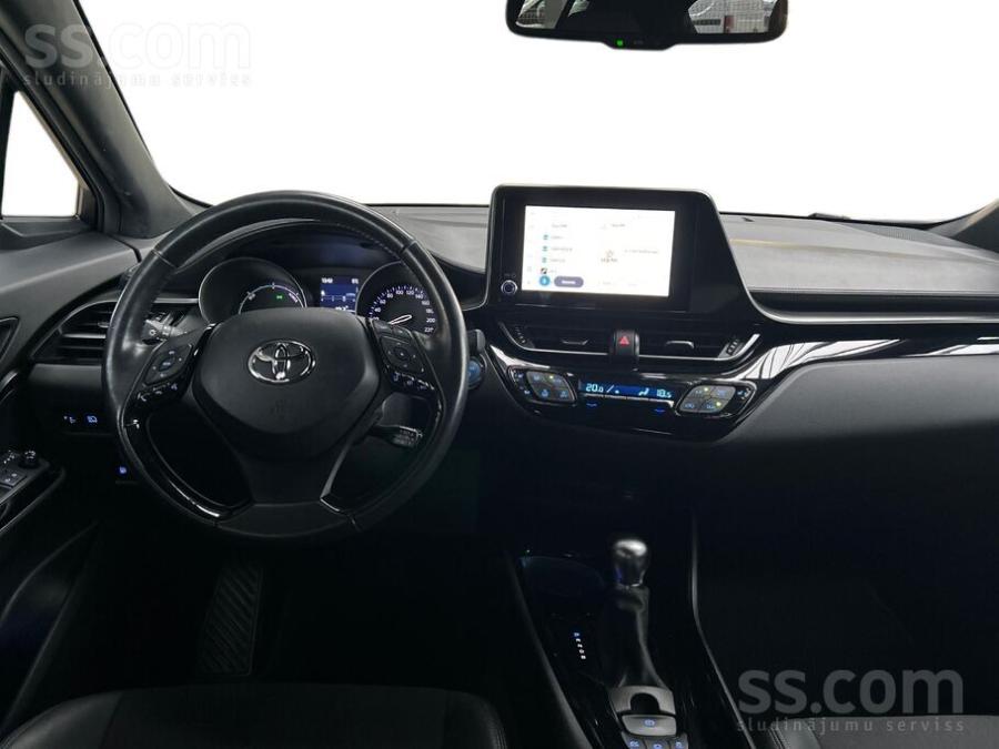 Balts Toyota C-HR 2023 Rīga, ar dzinēja tilpumu 1.80 L un nobraukumu 48 tūkst. km par 23990 €, foto 9 vietnē AUTOMOTO.COM.LV
