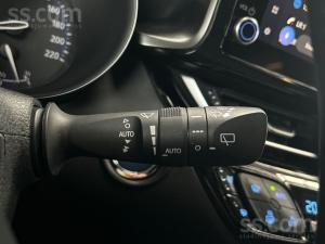 Balts Toyota C-HR 2023 Rīga, ar dzinēja tilpumu 1.80 L un nobraukumu 48 tūkst. km par 23990 €, foto 22 vietnē AUTOMOTO.COM.LV
