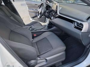 Balts Toyota C-HR 2023 Viļņa, ar dzinēja tilpumu 1.80 L un nobraukumu 79 tūkst. km par 19700 €, foto 12 vietnē AUTOMOTO.COM.LV