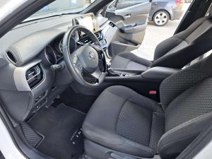Balts Toyota C-HR 2023 Viļņa, ar dzinēja tilpumu 1.80 L un nobraukumu 79 tūkst. km par 19700 €, foto 13 vietnē AUTOMOTO.COM.LV