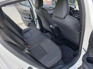 Balts Toyota C-HR 2023 Viļņa, ar dzinēja tilpumu 1.80 L un nobraukumu 79 tūkst. km par 19700 €, foto 15 vietnē AUTOMOTO.COM.LV