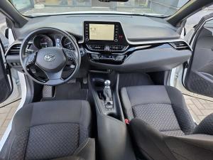 Balts Toyota C-HR 2023 Viļņa, ar dzinēja tilpumu 1.80 L un nobraukumu 79 tūkst. km par 19700 €, foto 16 vietnē AUTOMOTO.COM.LV