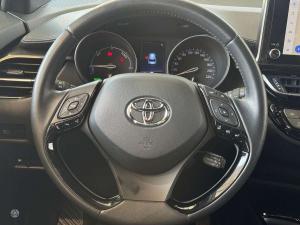 Balts Toyota C-HR 2023 Šauļi, ar dzinēja tilpumu 1.80 L un nobraukumu 83 tūkst. km par 23900 €, foto 15 vietnē AUTOMOTO.COM.LV