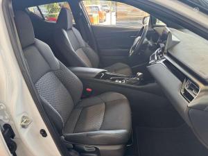 Balts Toyota C-HR 2023 Šauļi, ar dzinēja tilpumu 1.80 L un nobraukumu 83 tūkst. km par 23900 €, foto 24 vietnē AUTOMOTO.COM.LV