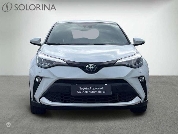 Белый Тойота C-HR 2023 в Клайпеда, объемом двигателя 1.80 л и пробегом 34 тыс. км за 25000 €, фото 5 на AUTOMOTO.COM.LV