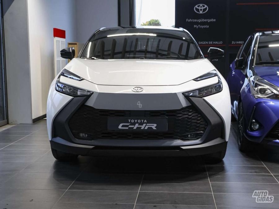 Balts Toyota C-HR 2024 Kauņa, ar dzinēja tilpumu 1.80 L un nobraukumu 16 tūkst. km par 31133 €, foto 4 vietnē AUTOMOTO.COM.LV