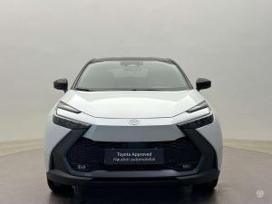Белый Тойота C-HR 2024 в Паневежис, объемом двигателя 1.80 л и пробегом 19 тыс. км за 31490 €, фото 2 на AUTOMOTO.COM.LV