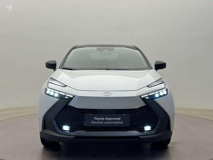 Белый Тойота C-HR 2024 в Паневежис, объемом двигателя 1.80 л и пробегом 19 тыс. км за 31490 €, фото 36 на AUTOMOTO.COM.LV