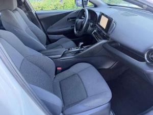 White Toyota C-HR 2024 in Vilnius, with an engine capacity of 1.80 L and mileage of 78 thousand km for 24950 €, photo 19 on AUTOMOTO.COM.LV