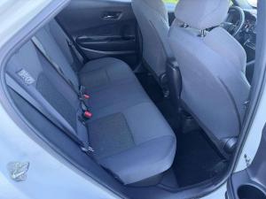 White Toyota C-HR 2024 in Vilnius, with an engine capacity of 1.80 L and mileage of 78 thousand km for 24950 €, photo 43 on AUTOMOTO.COM.LV