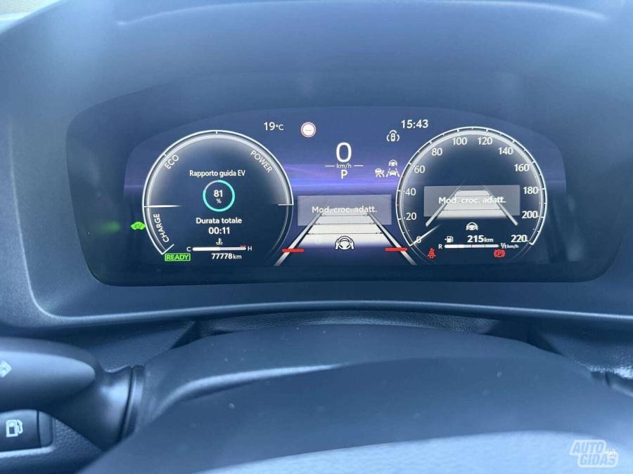 Белый Тойота C-HR 2024 в Вильнюс, объемом двигателя 1.80 л и пробегом 78 тыс. км за 24950 €, фото 35 на AUTOMOTO.COM.LV