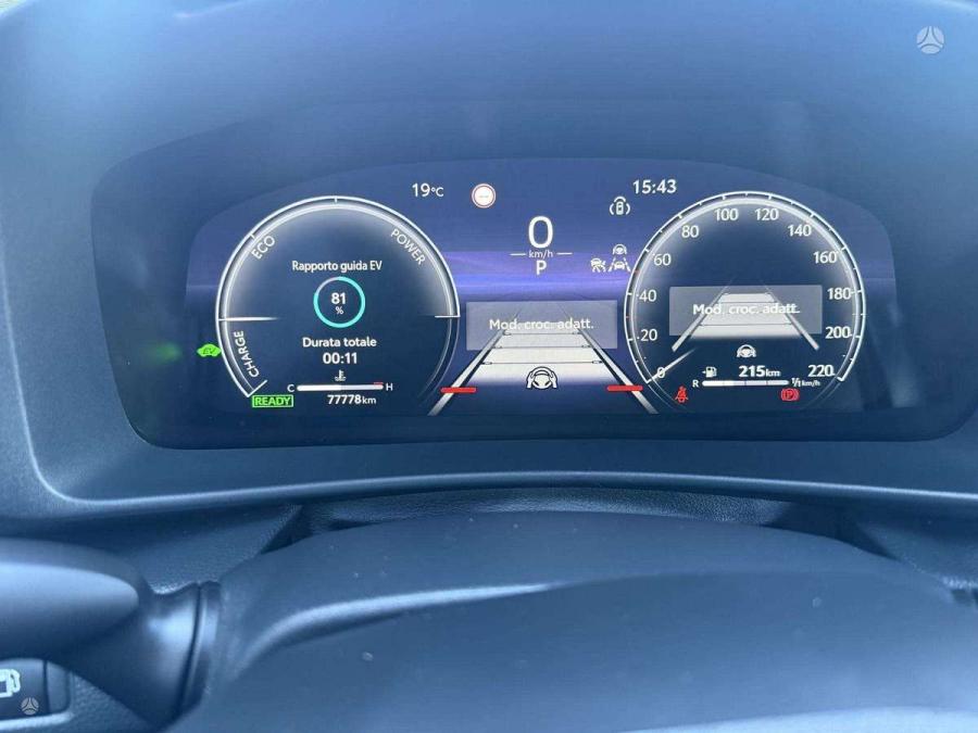 Белый Тойота C-HR 2024 в Вильнюс, объемом двигателя 1.80 л и пробегом 78 тыс. км за 24950 €, фото 34 на AUTOMOTO.COM.LV