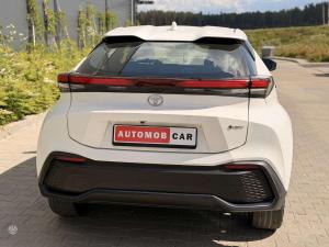 Balts Toyota C-HR 2024 Viļņa, ar dzinēja tilpumu 1.80 L un nobraukumu 78 tūkst. km par 24950 €, foto 9 vietnē AUTOMOTO.COM.LV