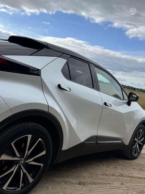 Белый Тойота C-HR 2024 в Вильнюс, объемом двигателя 1.80 л и пробегом 24 тыс. км за 25900 €, фото 10 на AUTOMOTO.COM.LV