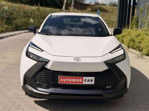 White Toyota C-HR 2024 in Vilnius, with an engine capacity of 1.80 L and mileage of 78 thousand km for 24950 €, photo 3 on AUTOMOTO.COM.LV