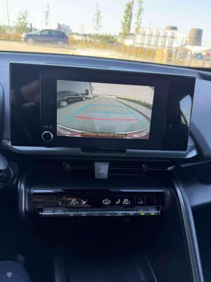 White Toyota C-HR 2024 in Vilnius, with an engine capacity of 1.80 L and mileage of 78 thousand km for 24950 €, photo 34 on AUTOMOTO.COM.LV