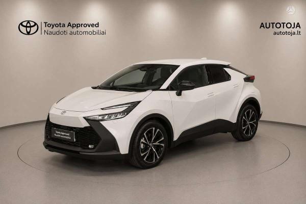 Белый Тойота C-HR 2024 в Каунас, объемом двигателя 1.80 л и пробегом 49 тыс. км за 27500 €, фото 1 на AUTOMOTO.COM.LV