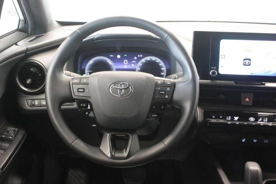 Белый Тойота C-HR 2024 в Каунас, объемом двигателя 1.80 л и пробегом 49 тыс. км за 27500 €, фото 13 на AUTOMOTO.COM.LV