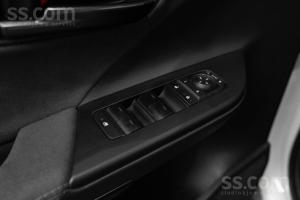 Белый Тойота C-HR 2024 в Рига, объемом двигателя 1.80 л и пробегом 23 тыс. км за 29900 €, фото 16 на AUTOMOTO.COM.LV