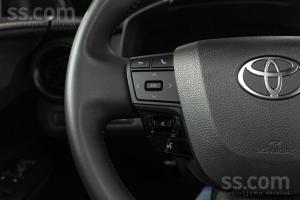 Белый Тойота C-HR 2024 в Рига, объемом двигателя 1.80 л и пробегом 23 тыс. км за 29900 €, фото 24 на AUTOMOTO.COM.LV