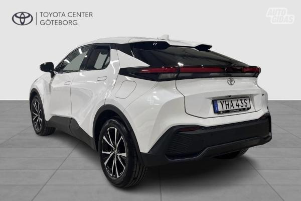 White Toyota C-HR 2025 in Kaunas, with an engine capacity of 0.00 L and mileage of 11 thousand km for 34944 €, photo 3 on AUTOMOTO.COM.LV