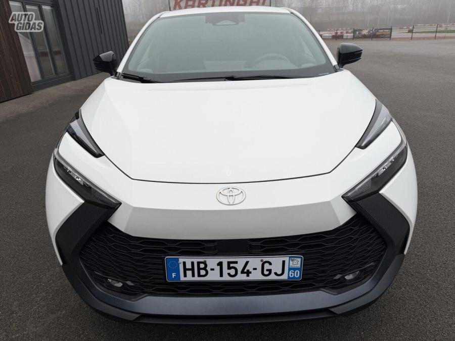 Balts Toyota C-HR 2025 Šauļi, ar dzinēja tilpumu 1.80 L un nobraukumu 23 tūkst. km par 27500 €, foto 2 vietnē AUTOMOTO.COM.LV