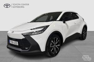 White Toyota C-HR 2025 in Kaunas, with an engine capacity of 0.00 L and mileage of 11 thousand km for 35203 €, photo  on AUTOMOTO.COM.LV