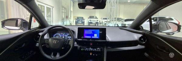 White Toyota C-HR 2025 in Siauliai, with an engine capacity of 1.80 L and mileage of 24 thousand km for 27500 €, photo 11 on AUTOMOTO.COM.LV