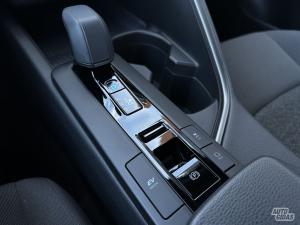 Белый Тойота C-HR 2025 в Авиженяй, объемом двигателя 1.80 л и пробегом 24 тыс. км за 25950 €, фото 23 на AUTOMOTO.COM.LV