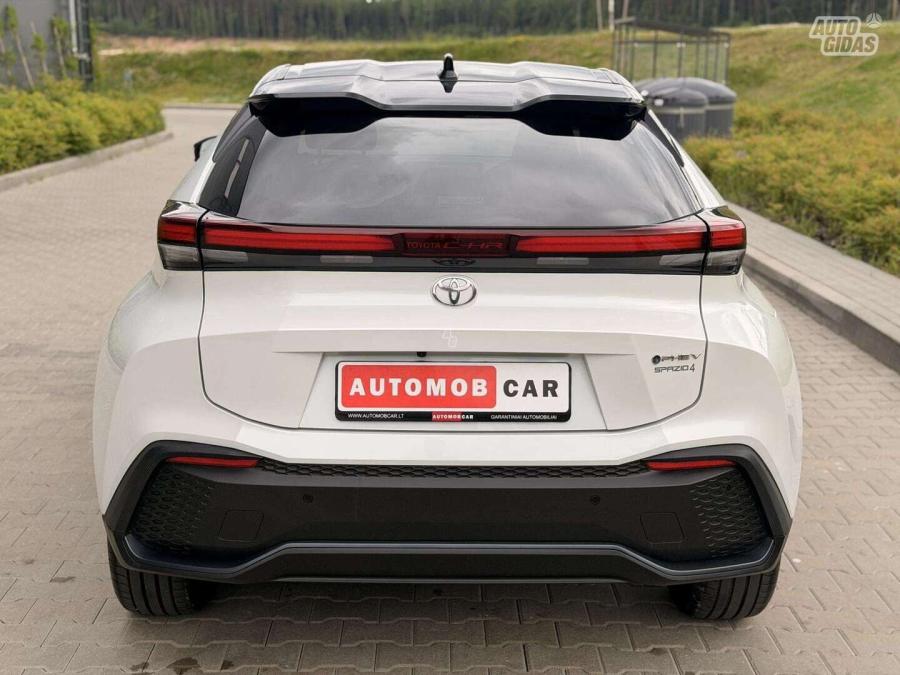 Белый Тойота C-HR 2025 в Вильнюс, объемом двигателя 2.00 л и пробегом 15 тыс. км за 33500 €, фото 7 на AUTOMOTO.COM.LV