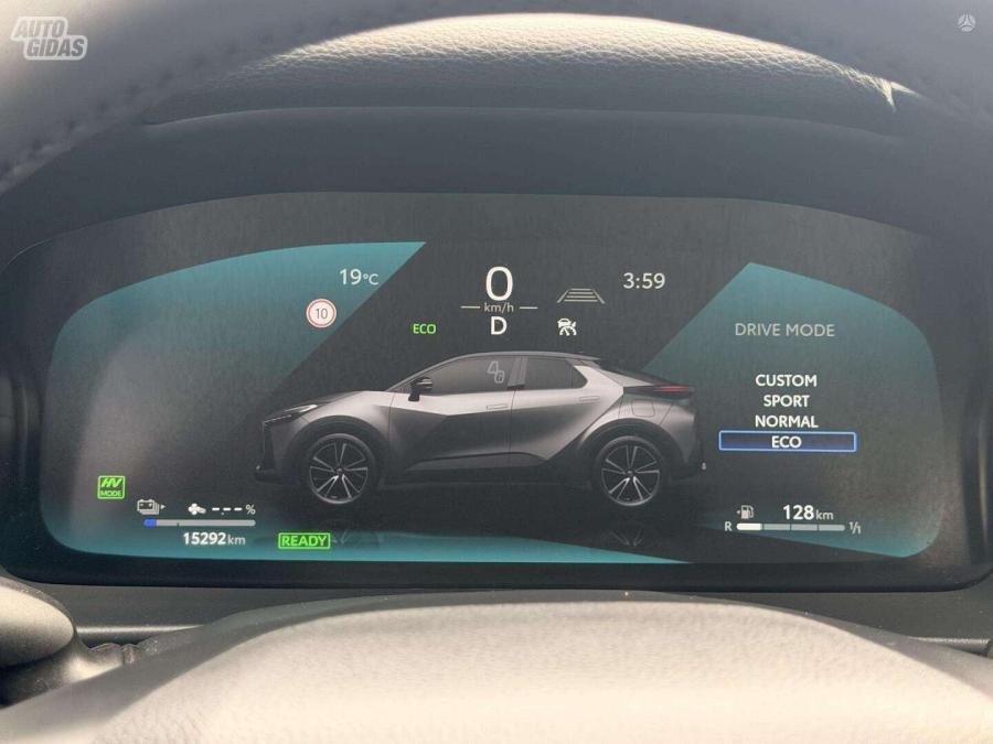 Белый Тойота C-HR 2025 в Вильнюс, объемом двигателя 2.00 л и пробегом 15 тыс. км за 33500 €, фото 36 на AUTOMOTO.COM.LV