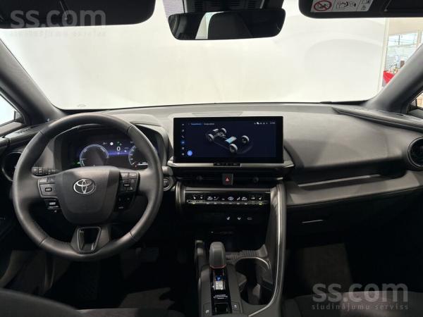 Белый Тойота C-HR 2025 в Вентспилс, объемом двигателя 1.80 л и пробегом 5 тыс. км за 34500 €, фото 9 на AUTOMOTO.COM.LV