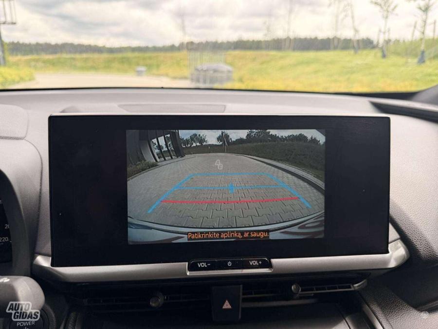 Белый Тойота C-HR 2025 в Вильнюс, объемом двигателя 2.00 л и пробегом 15 тыс. км за 33500 €, фото 33 на AUTOMOTO.COM.LV