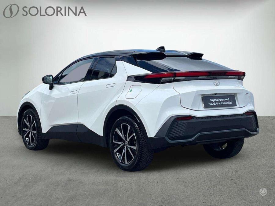 White Toyota C-HR 2025 in Klaipeda, with an engine capacity of 0.00 L and mileage of 39 thousand km for 26500 €, photo 18 on AUTOMOTO.COM.LV