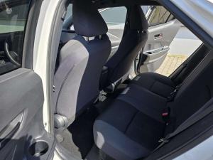 Balts Toyota C-HR 2025 Viļņa, ar dzinēja tilpumu 1.99 L un nobraukumu 24 tūkst. km par 29000 €, foto 19 vietnē AUTOMOTO.COM.LV