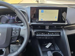 Balts Toyota C-HR 2025 Viļņa, ar dzinēja tilpumu 1.99 L un nobraukumu 24 tūkst. km par 29000 €, foto 24 vietnē AUTOMOTO.COM.LV