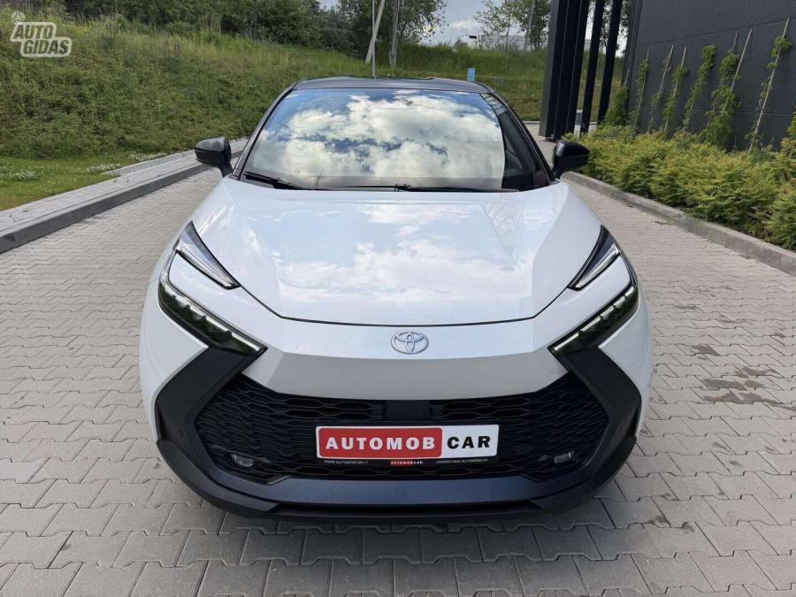 Balts Toyota C-HR 2025 Viļņa, ar dzinēja tilpumu 2.00 L un nobraukumu 8 tūkst. km par 32900 €, foto 7 vietnē AUTOMOTO.COM.LV