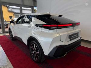 Balts Toyota C-HR 2025 Šauļi, ar dzinēja tilpumu 1.99 L un nobraukumu 10 tūkst. km par 31900 €, foto 6 vietnē AUTOMOTO.COM.LV