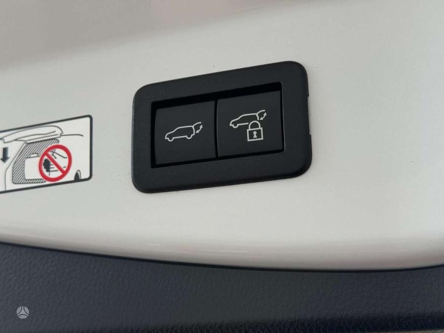 Balts Toyota C-HR 2025 Šauļi, ar dzinēja tilpumu 1.99 L un nobraukumu 10 tūkst. km par 31900 €, foto 10 vietnē AUTOMOTO.COM.LV