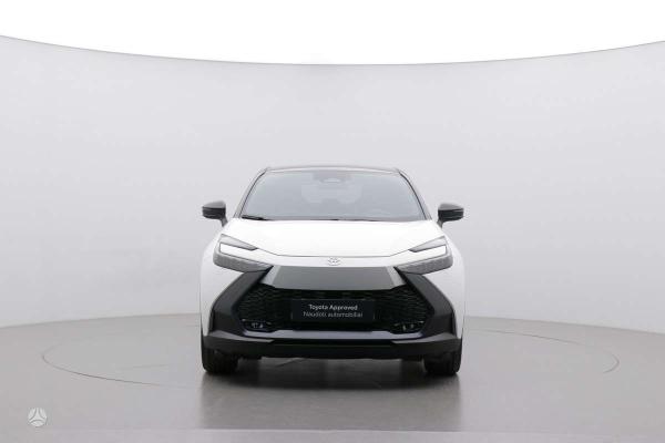 Белый Тойота C-HR 2025 в Вильнюс, объемом двигателя 1.99 л и пробегом 21 тыс. км за 41900 €, фото 6 на AUTOMOTO.COM.LV