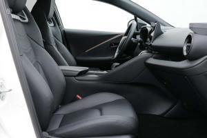 Balts Toyota C-HR 2025 Viļņa, ar dzinēja tilpumu 1.99 L un nobraukumu 21 tūkst. km par 41900 €, foto 10 vietnē AUTOMOTO.COM.LV
