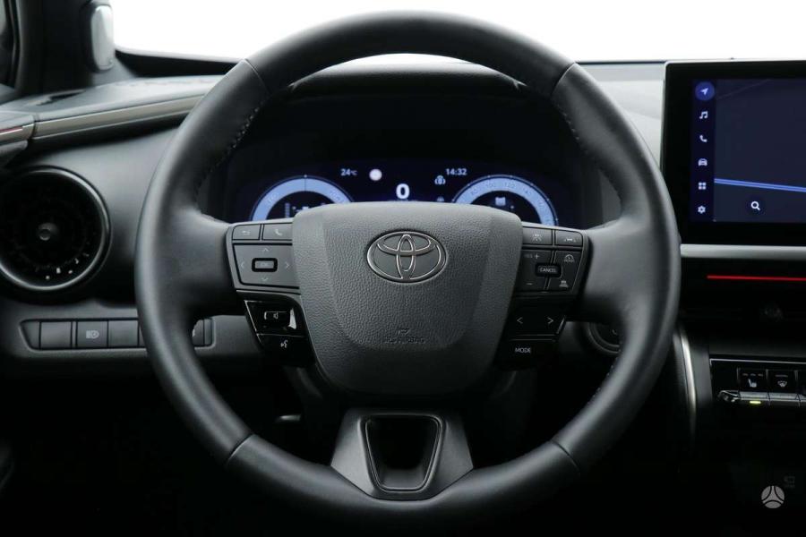 Balts Toyota C-HR 2025 Viļņa, ar dzinēja tilpumu 1.99 L un nobraukumu 21 tūkst. km par 41900 €, foto 14 vietnē AUTOMOTO.COM.LV