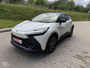 Balts Toyota C-HR 2025 Viļņa, ar dzinēja tilpumu 2.00 L un nobraukumu 8 tūkst. km par 32900 €, foto 3 vietnē AUTOMOTO.COM.LV