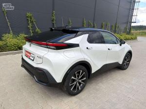 Balts Toyota C-HR 2025 Viļņa, ar dzinēja tilpumu 2.00 L un nobraukumu 8 tūkst. km par 32900 €, foto 12 vietnē AUTOMOTO.COM.LV