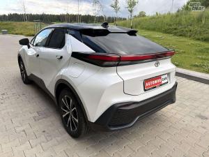 Balts Toyota C-HR 2025 Viļņa, ar dzinēja tilpumu 2.00 L un nobraukumu 8 tūkst. km par 32900 €, foto 17 vietnē AUTOMOTO.COM.LV