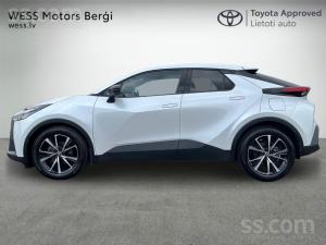Balts Toyota C-HR 2025 Rīga, ar dzinēja tilpumu 1.80 L un nobraukumu 10 tūkst. km par 29490 €, foto 4 vietnē AUTOMOTO.COM.LV