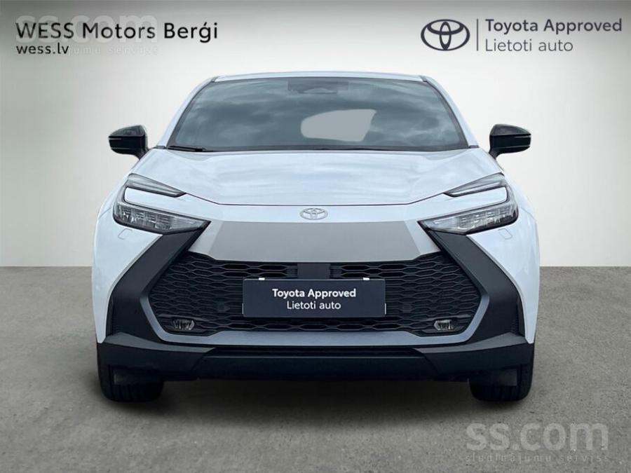 Balts Toyota C-HR 2025 Rīga, ar dzinēja tilpumu 1.80 L un nobraukumu 10 tūkst. km par 29490 €, foto 6 vietnē AUTOMOTO.COM.LV